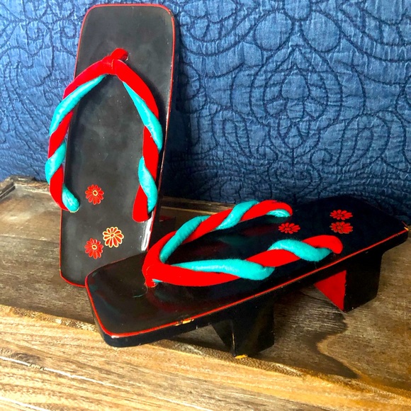 Shoes | Vintage Japanese Traditonal Geta Wooden Clogs Black Lacquered ...